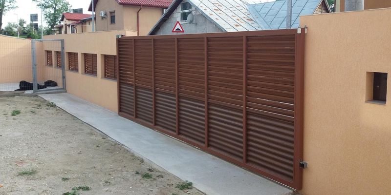 Porti metalice AUTOMATE - MODERNE si rezistente - vezi ofertele!