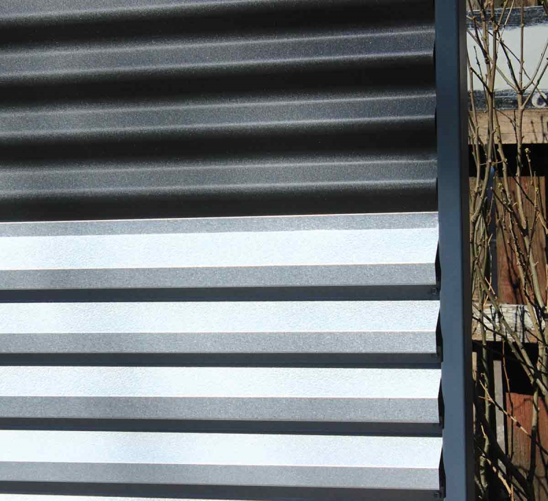 GARDURI METALICE PRETURI si MODELE in zeci de combinatii