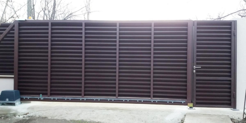 Porti metalice AUTOMATE - MODERNE si rezistente - vezi ofertele!